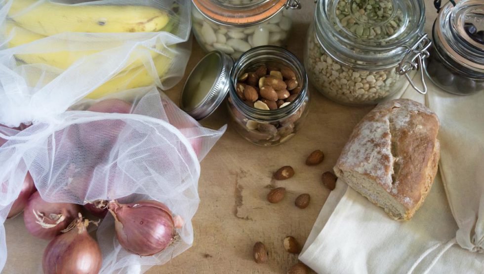 7 trucos para reducir residuos y ahorrar dinero - Azlo